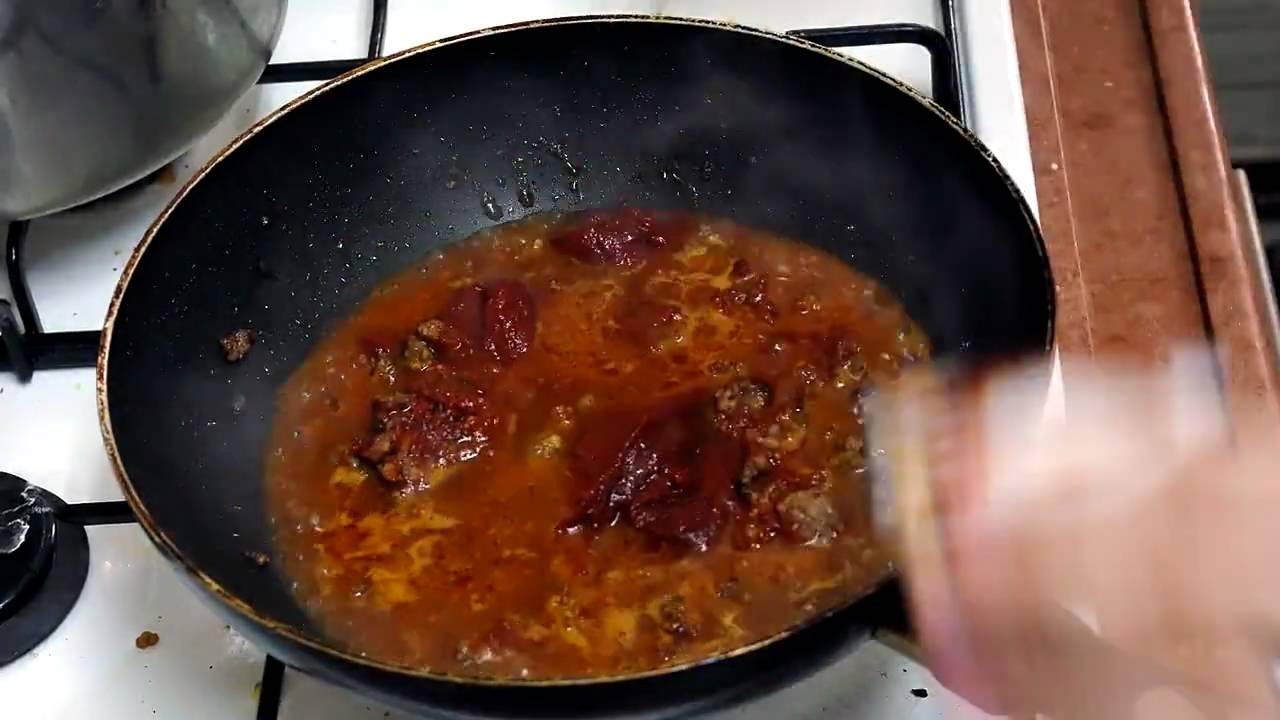 Bolonez pasta sauce - YouTube