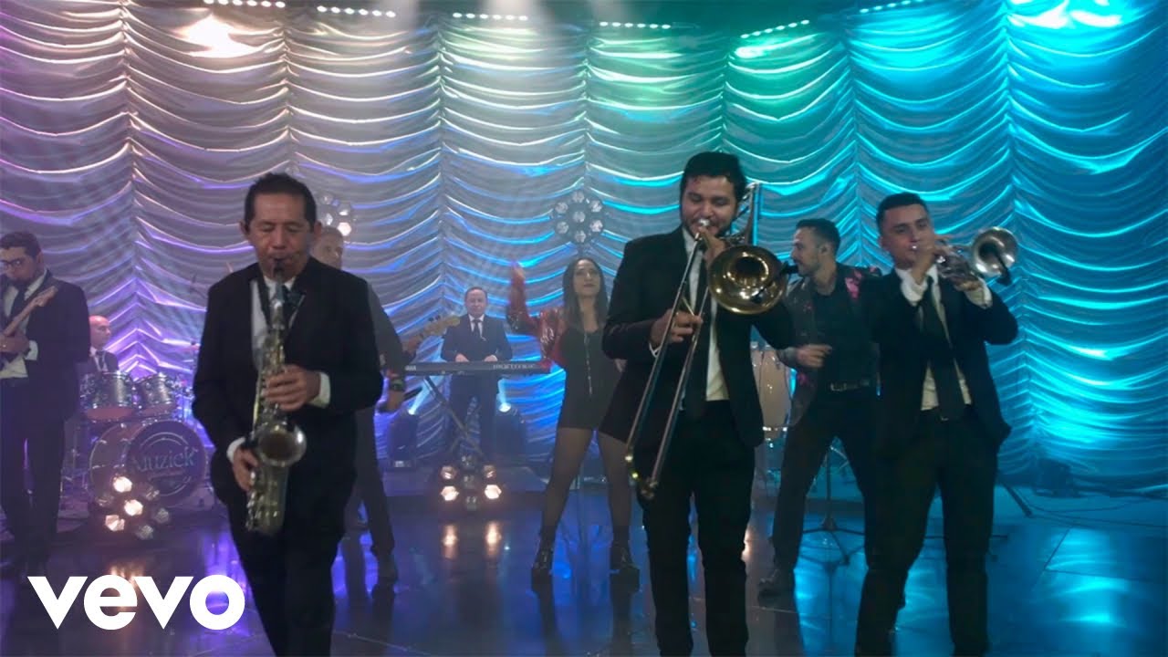 Muziek Grand Band - September/Dancing Queen/You Should Be Dancing - YouTube