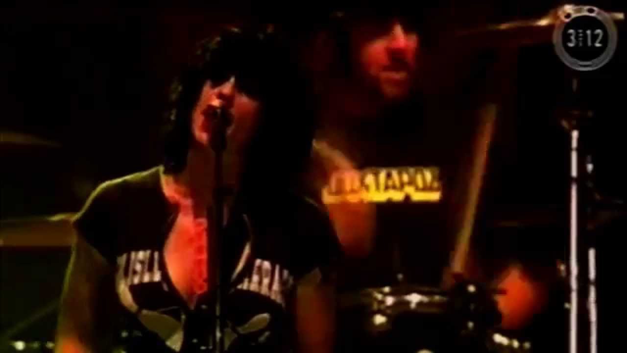 The Distillers Live in Lowlands Festival 2004 REMASTERED FULL CONCERT ...
