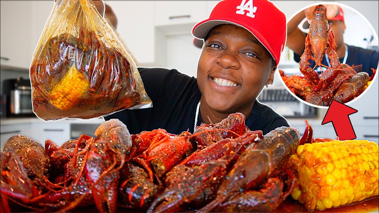 GIANT SEAFOOD BOIL: CRAWFISH MUKBANG 먹방 EATING SHOW | CUZZO AB - YouTube
