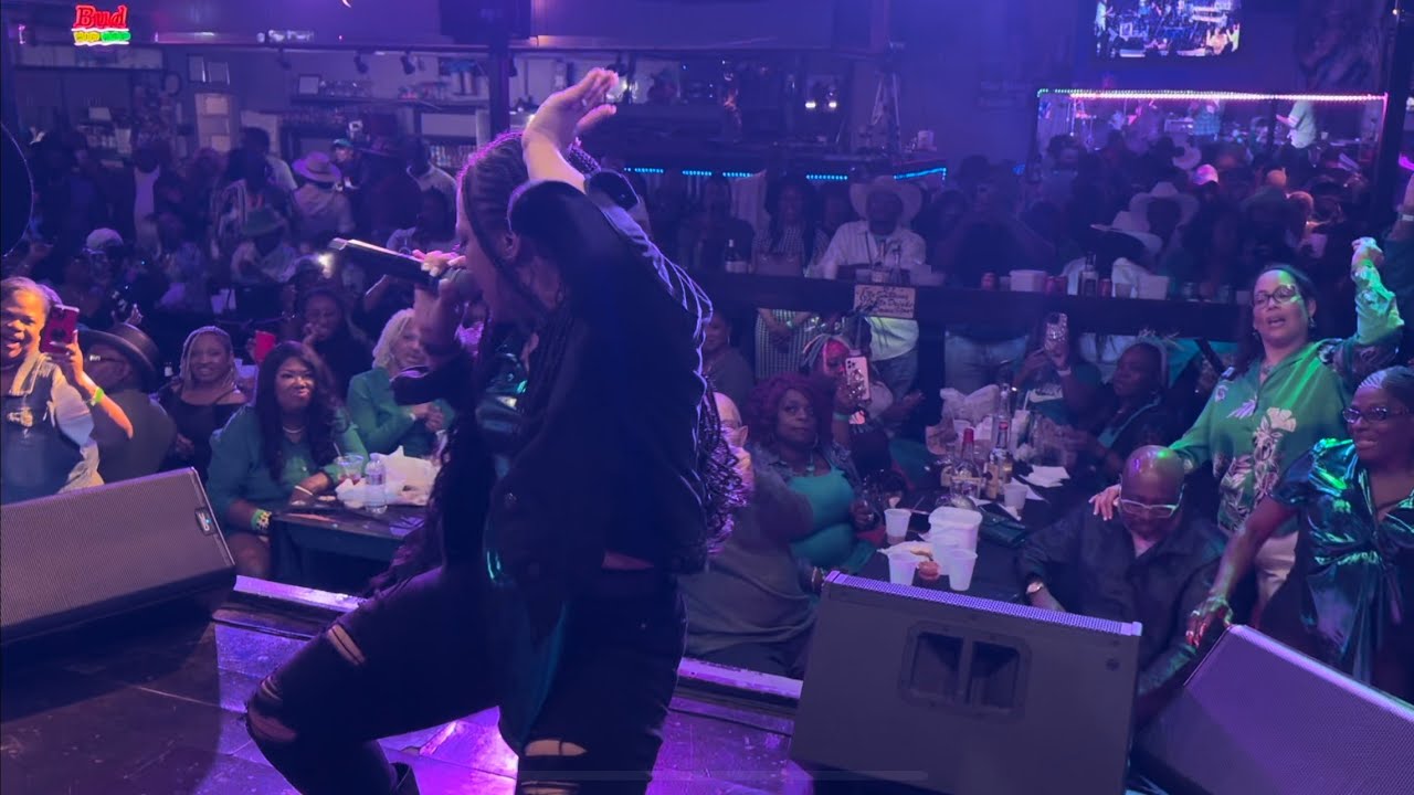 Cecily Wilborn - Red Cup Blues/Party (Live) at R L Blues Palace in ...