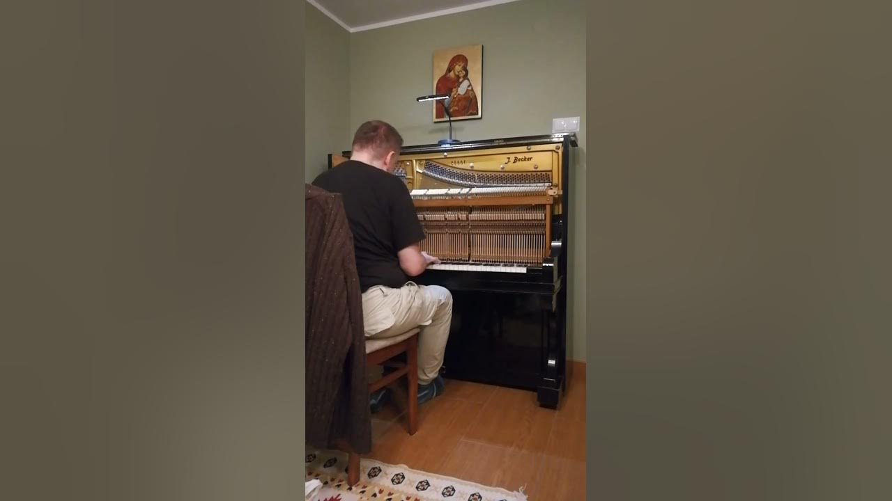 Pianino J. Becker (Petersburg, 1907) - YouTube