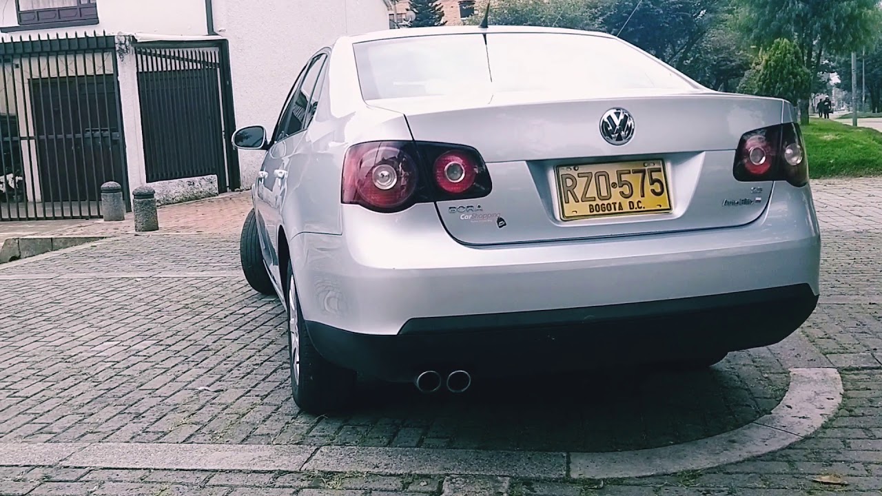 Volkswagen Bora Style active mecánico 2.5 - YouTube