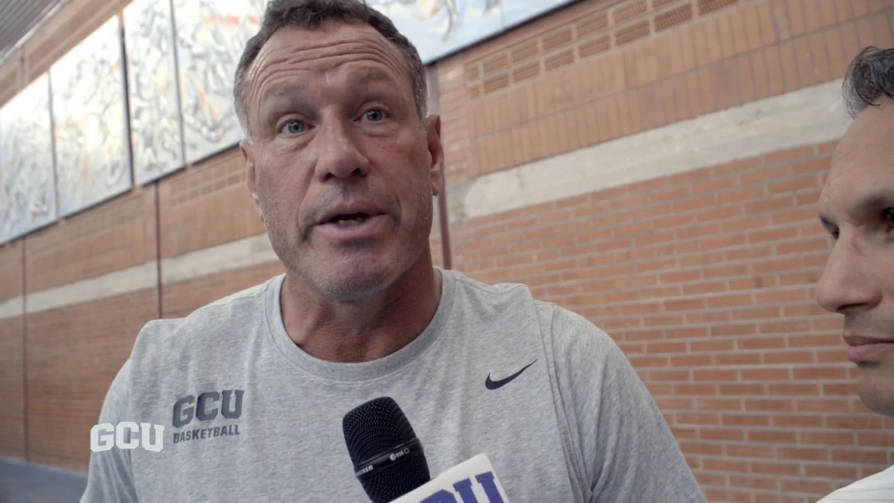 GCU Men's Basketball Arrives In Spain - YouTube