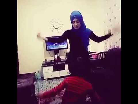 Türbanlı ROMAN oynuyor