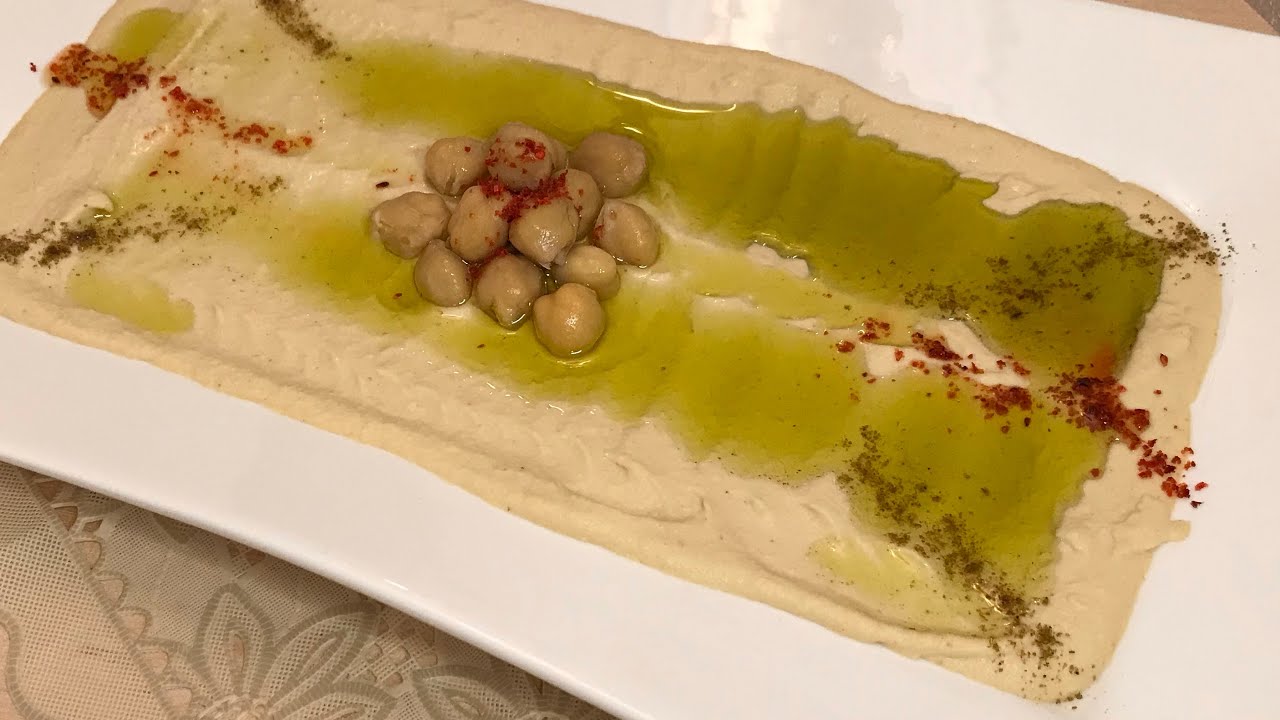 Msabbaha / Hummus recipe with tahini , so yum 😋 - YouTube