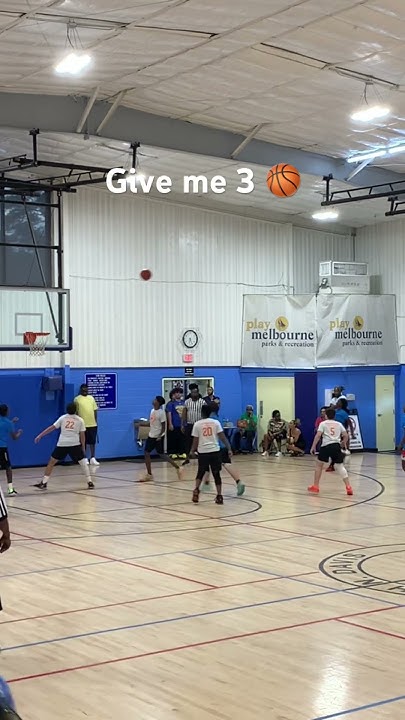 Give me 3 🏀 #viralvideo #viralshorts #basketballgame - YouTube