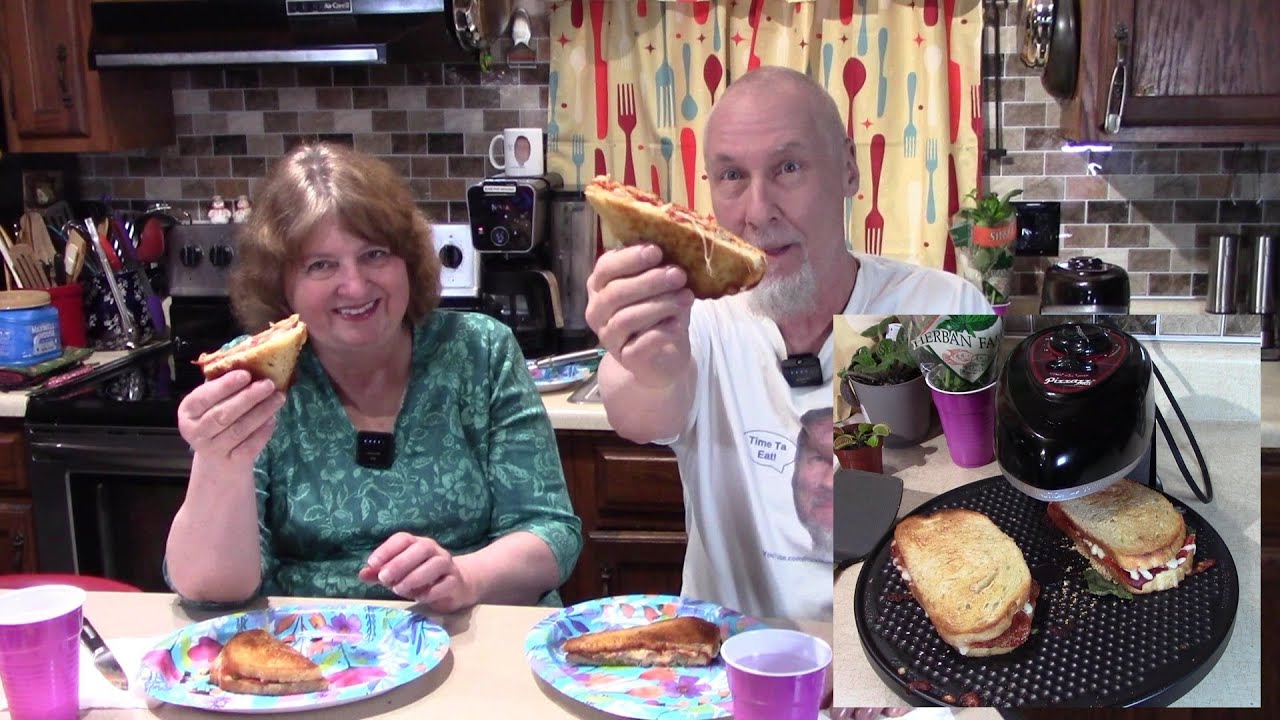 Pizza Sandwiches on a Pizzazz Rotating Oven - YouTube