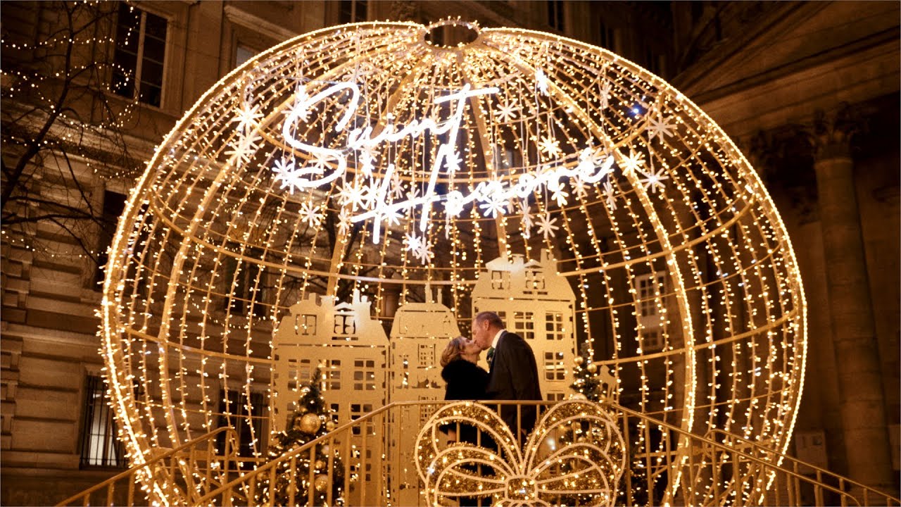 A very Paris Christmas Elopement with Laurie & Todd - YouTube