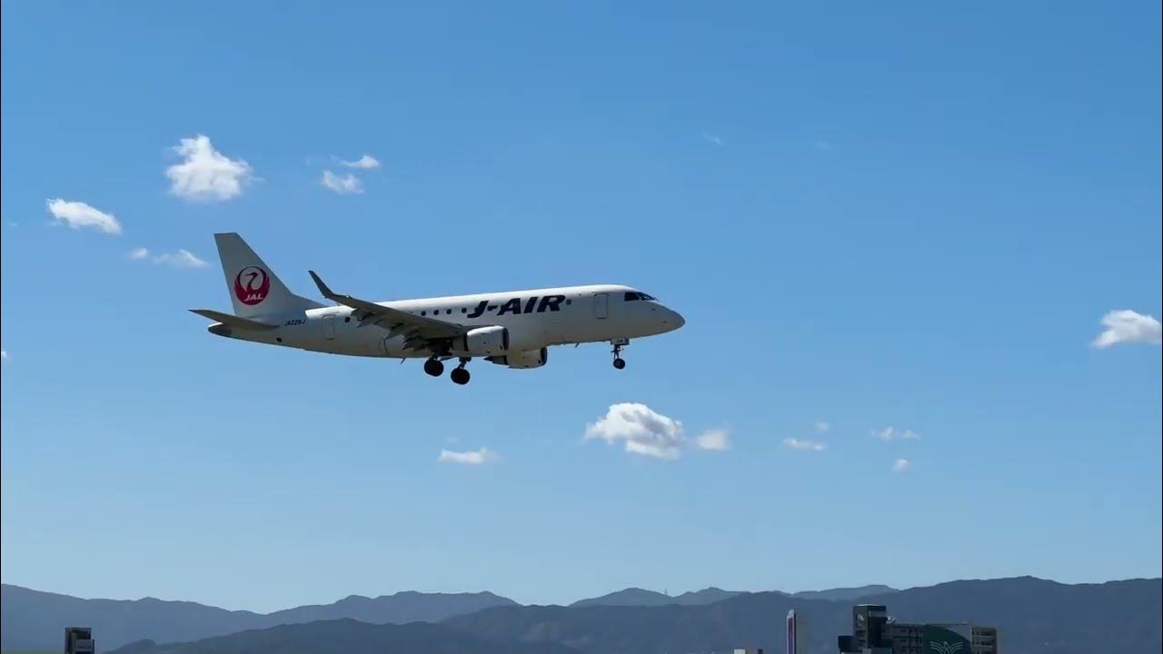 JAL(J-AIR) E170 Landing at Fukuoka Airport Runway34 JAPAN / Plane Spotting Nov.2023 - YouTube