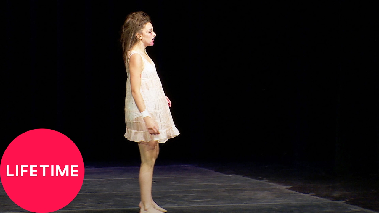 Dance Moms: Full Dance: Kendall's "Scream" Solo (Season 7, Episode 3 ...