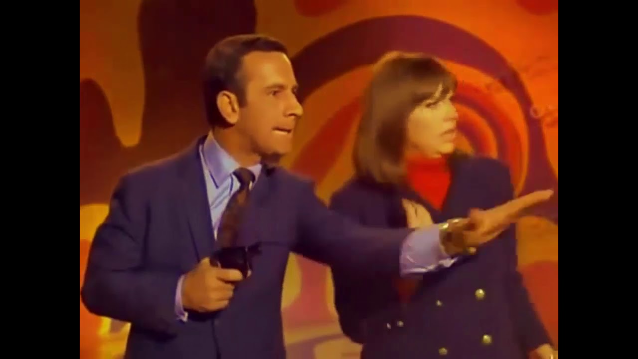 The Sacred Cows Meet Harry Hoo - YouTube