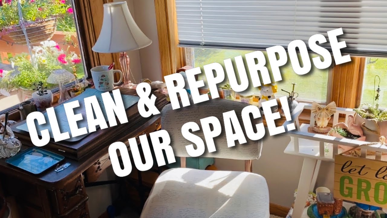 CLEAN, ORGANIZE, DECORATE! College From Home: A Repurposed Space ...