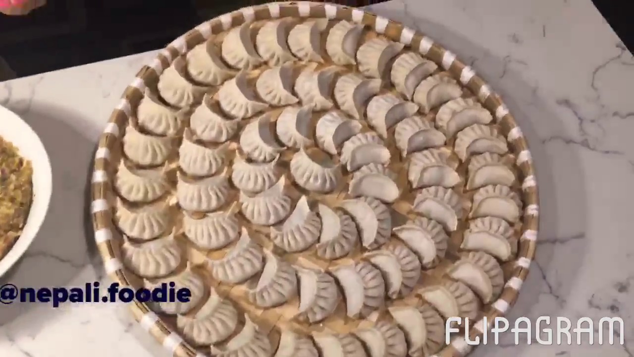 Nepali momo wrapping style - YouTube