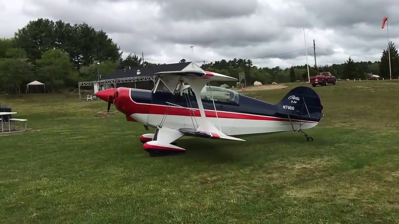 Pitts Special S2A landing - YouTube