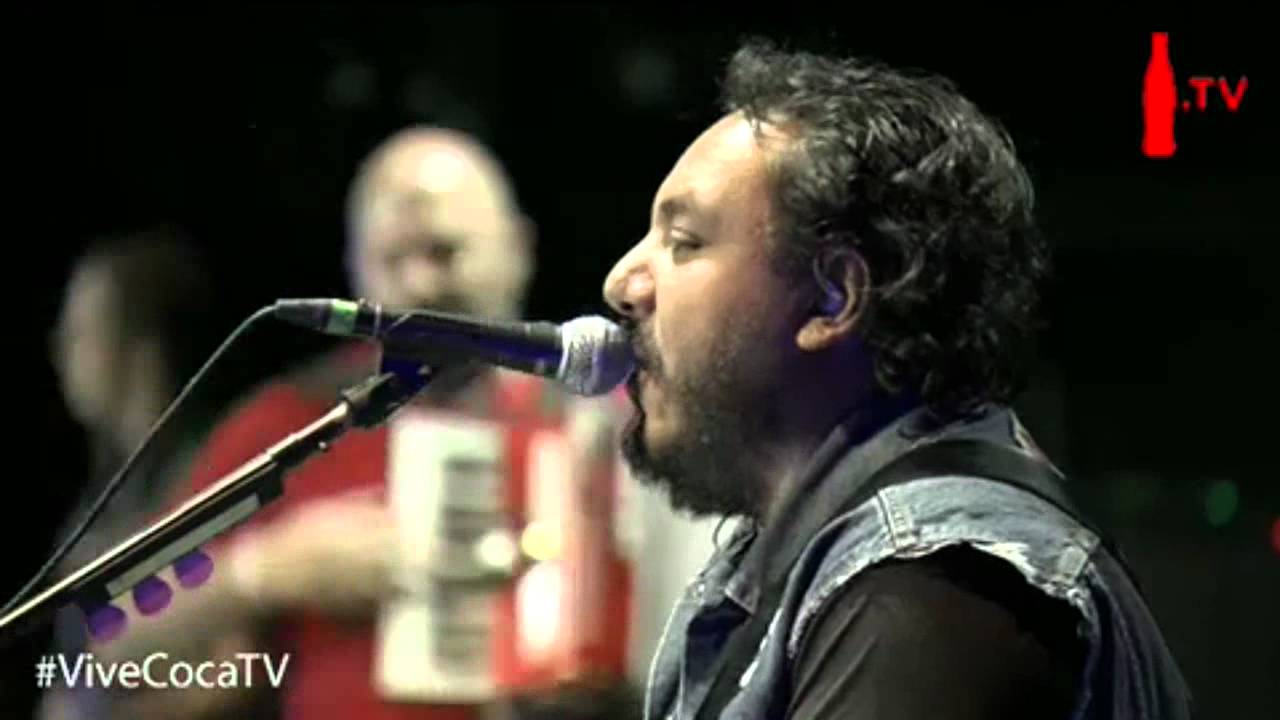 Molotov - Frijolero (Vive Latino 2012) - YouTube