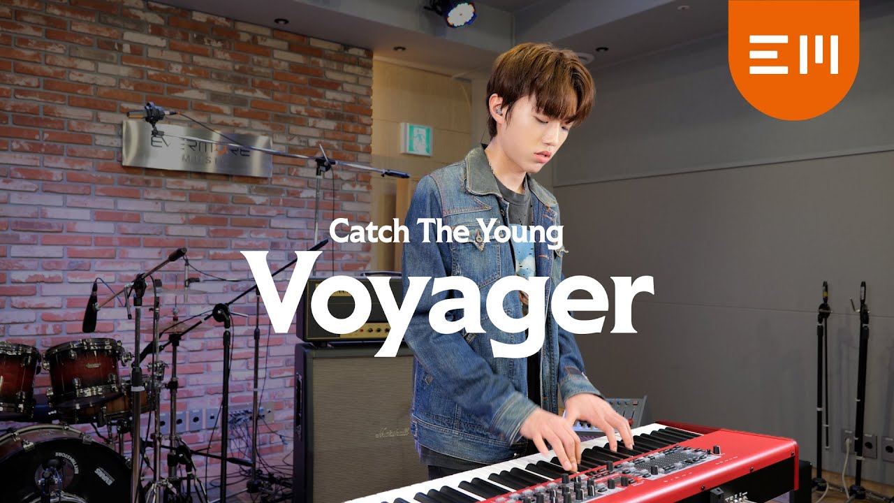 캐치더영(Catch The Young) 'Voyager' - focus on Junyong's keyboard - YouTube