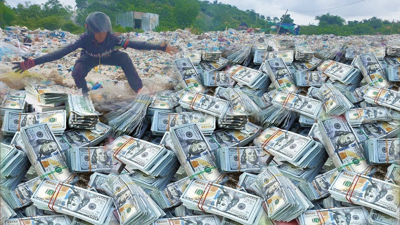 Amazing Lucky Found A lot Money $ and good thing at Trash Place ...