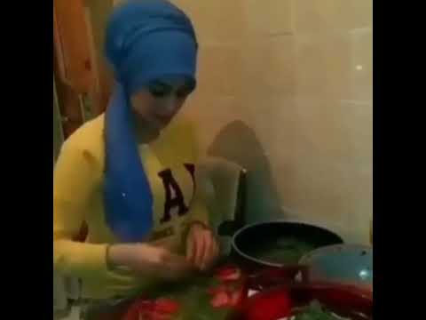 حالات واتساوب ام العيون المهاşarkı aklımı aldı gitti O güzel gözler