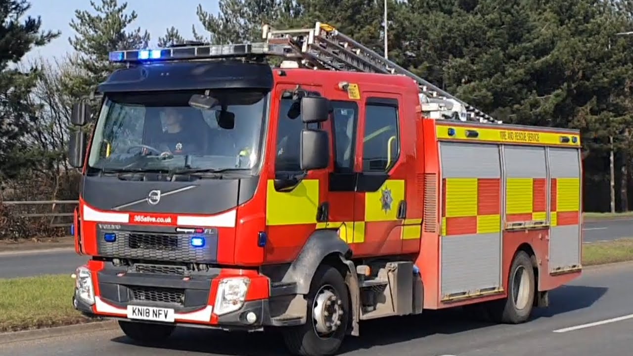 Oxfordshire Fire Service Driver Training - YouTube