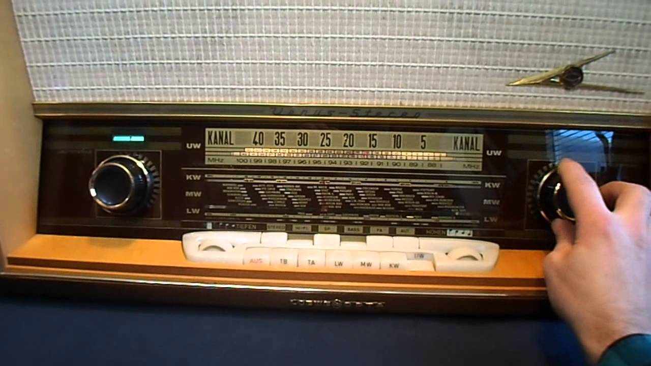 LOEWE OPTA VENUS STEREO / TYPE 6786W - YouTube