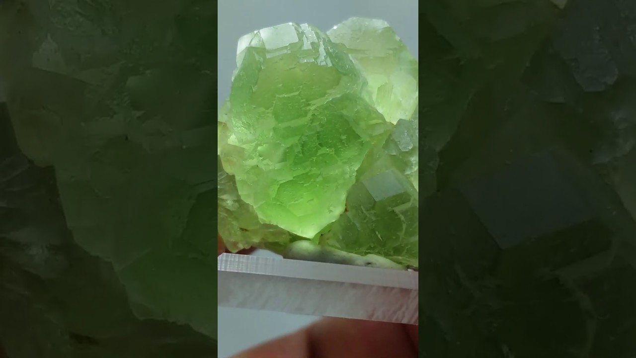 Fluorite on matrix Felix Mine, Azusa, Los Angeles County, California ...