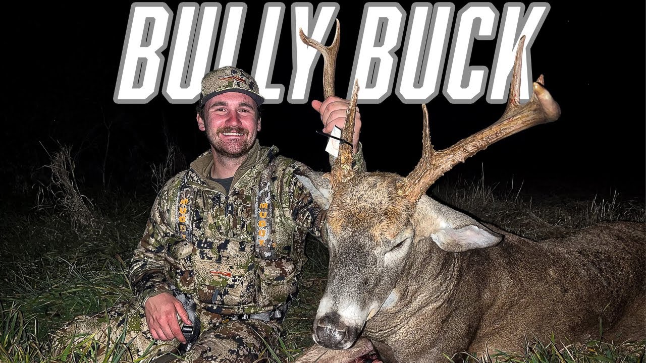 JUNKED | Aggressive Bully Buck, Illinois Bow Hunt - YouTube