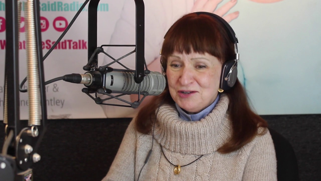 Film critic Anne Brodie talks Kedi, The Great Wall, FEUD & more - YouTube