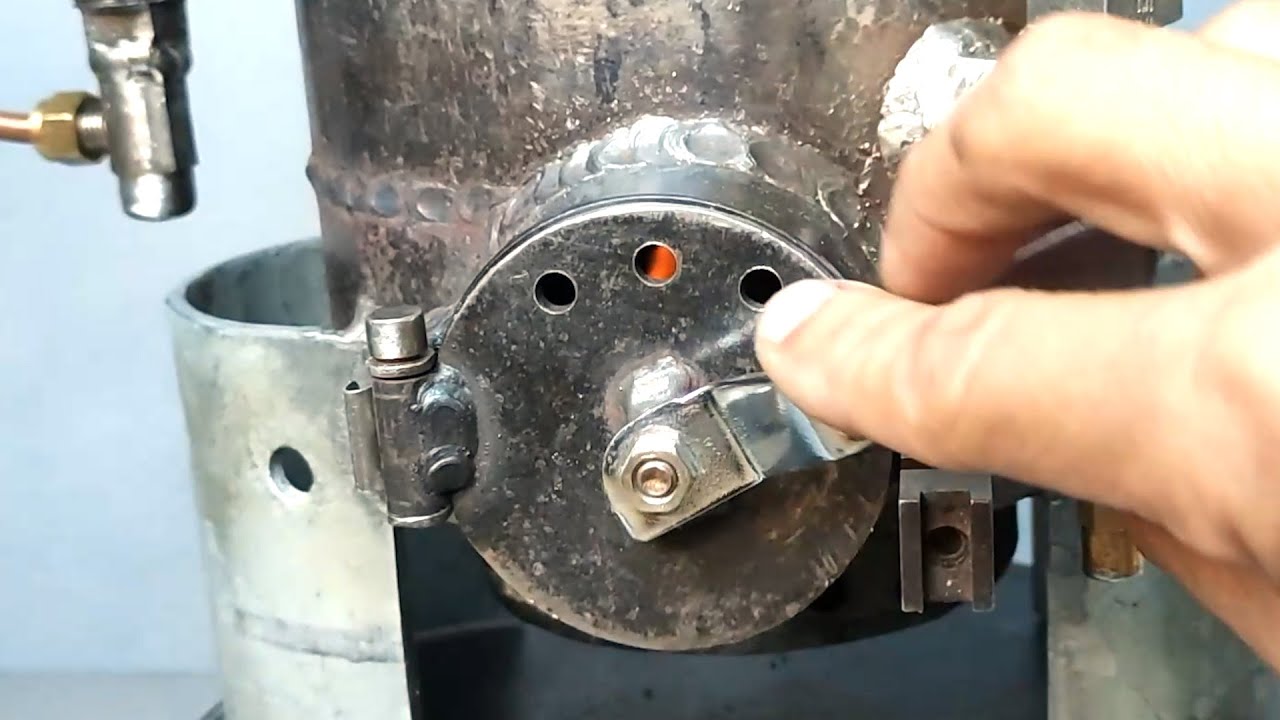 DIY - MULTIFUNCTIONAL STEAM ENGINE WITH CUTTING SAW. - YouTube