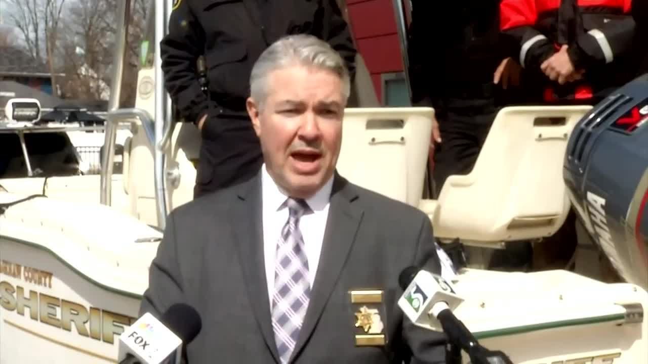 Sheriff gives update on body of missing boater found in river - YouTube