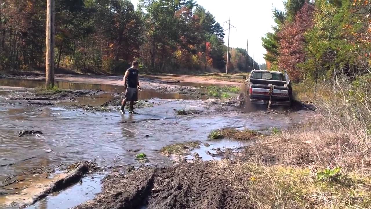 Wisconsin pipeline mudding 2014. - YouTube