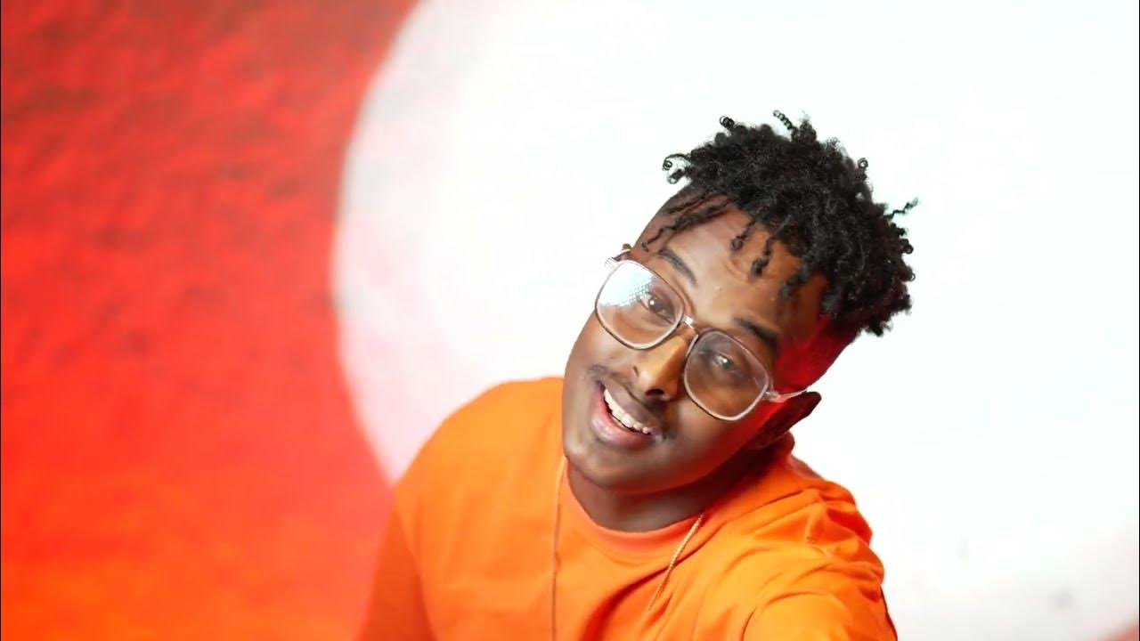 MAXAMED MAAME QALBIGAN KALIGAA KU SIISYAAY OFFICIAL VIDEO 2024 - YouTube