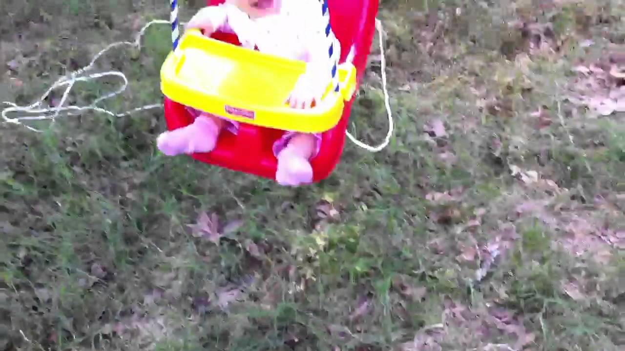 Ladybug's 1st time in Swing - YouTube