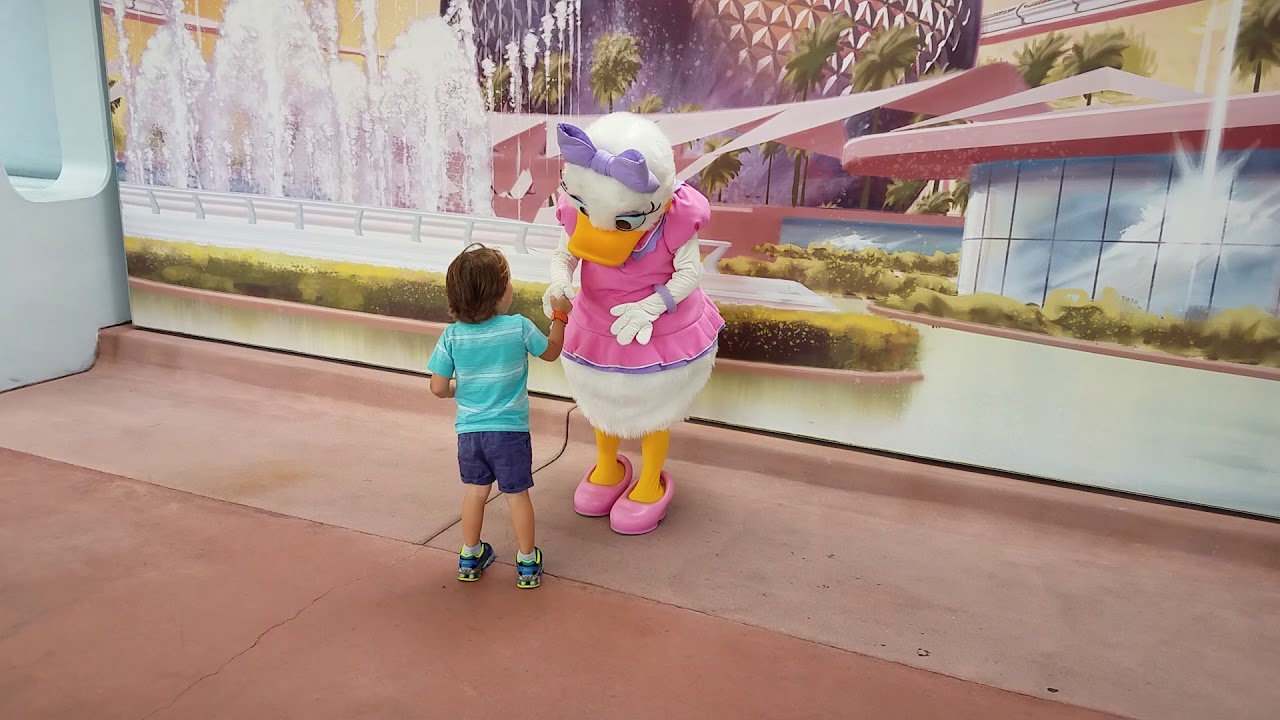 Daisy Duck meet and greet at Disney's Epcot - YouTube