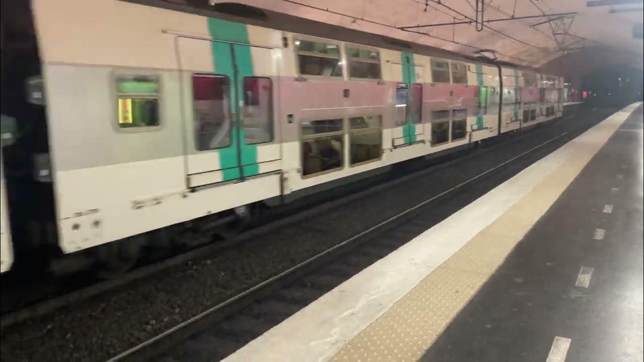 Spot d’un MI09 sur le RER A - YouTube