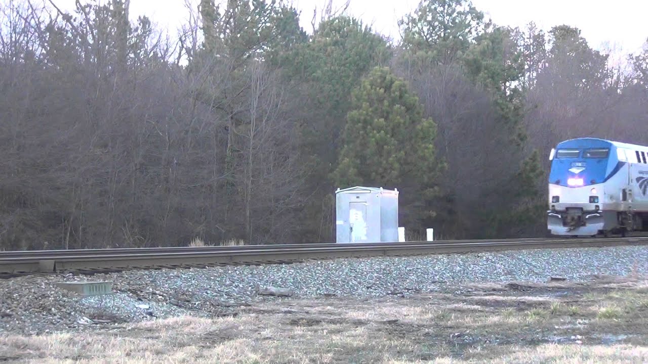 Amtrak Silver Star #91 passes Mountain Road - YouTube