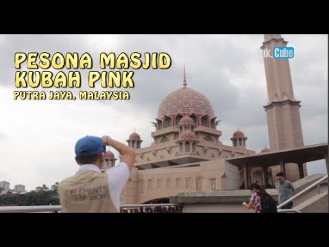 Cantik dan Unik Masjid Pink di Malaysia - Travel Duo Kece