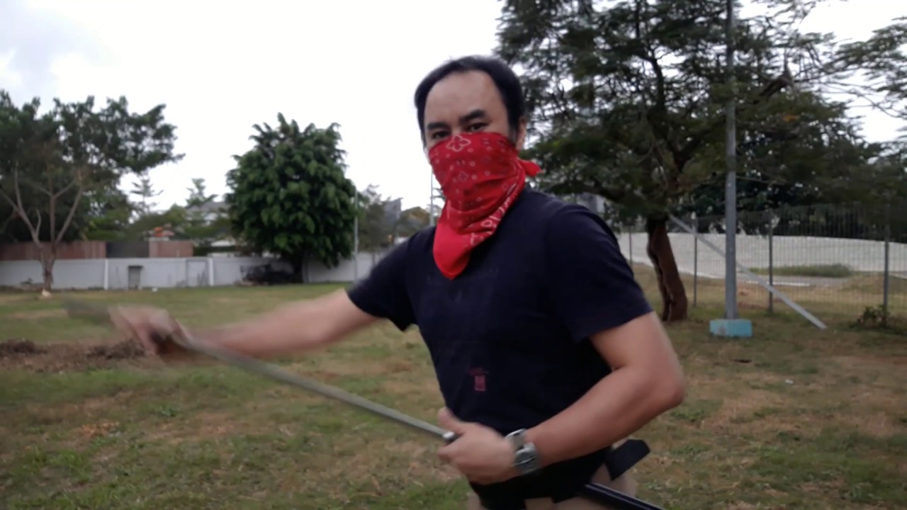 Swords Cutting Tameshigiri Tips : mistake about body too lean forward ...