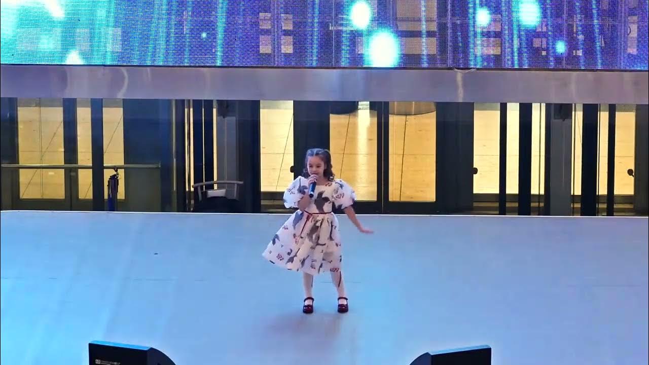 Лиза Глебова На единороге наединороге единорог лизаглебова