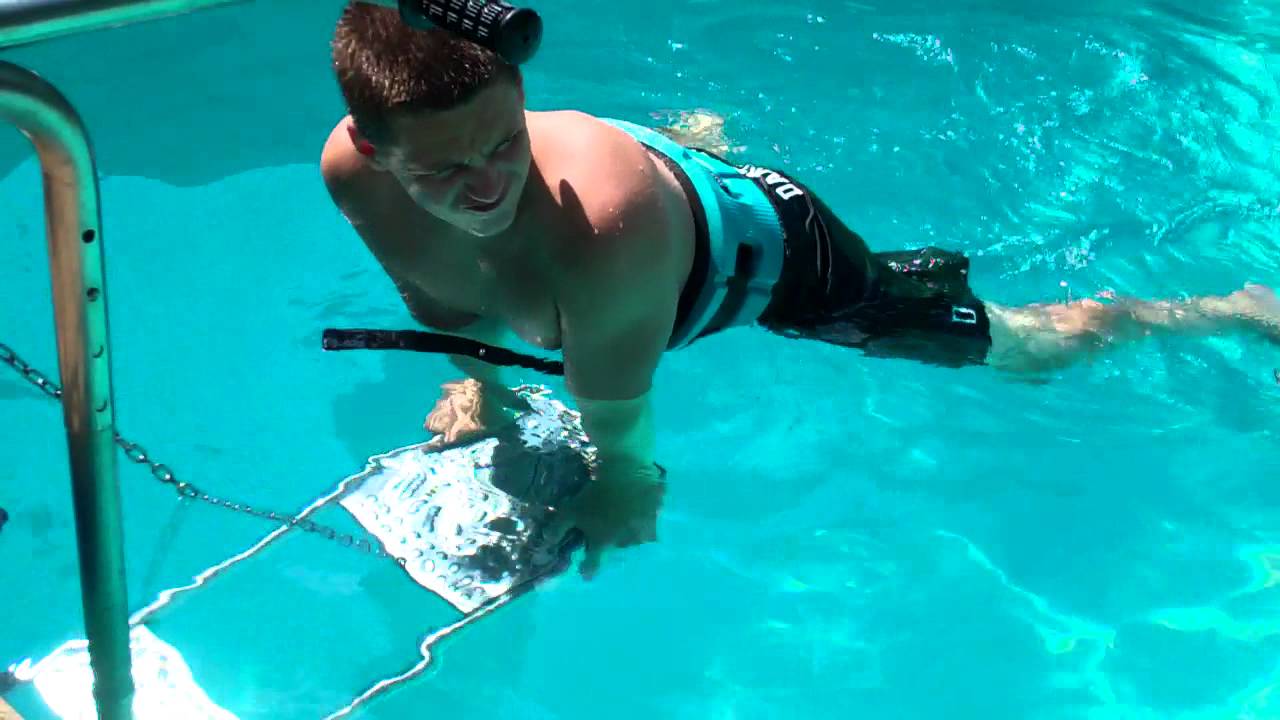 Burdenko Athlete Training - water pommel horse leg splits - YouTube
