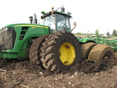 Tractor stuck in mud compilation 2016, NEW - YouTube