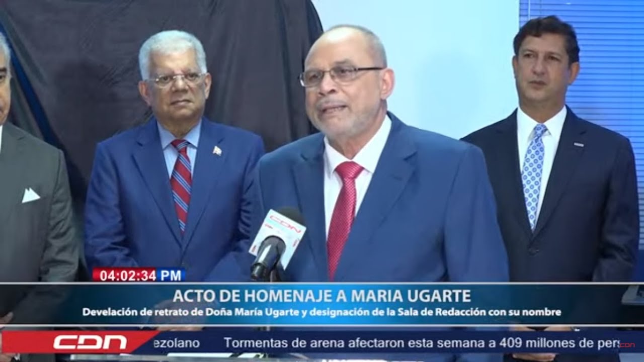 Homenaje postumo a la periodista María Ugarte - YouTube