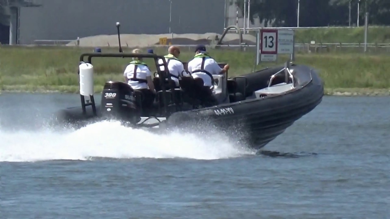 RIB boot Port of Rotterdam en controle op de Oude Maas - YouTube