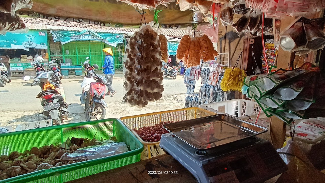 rekaman pasar pagi Limpung menjelang akhir waktu fulll ibu ibu - YouTube