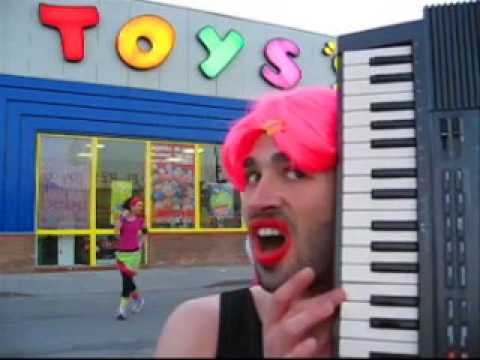 Kylie - WOW (by La Paqui)