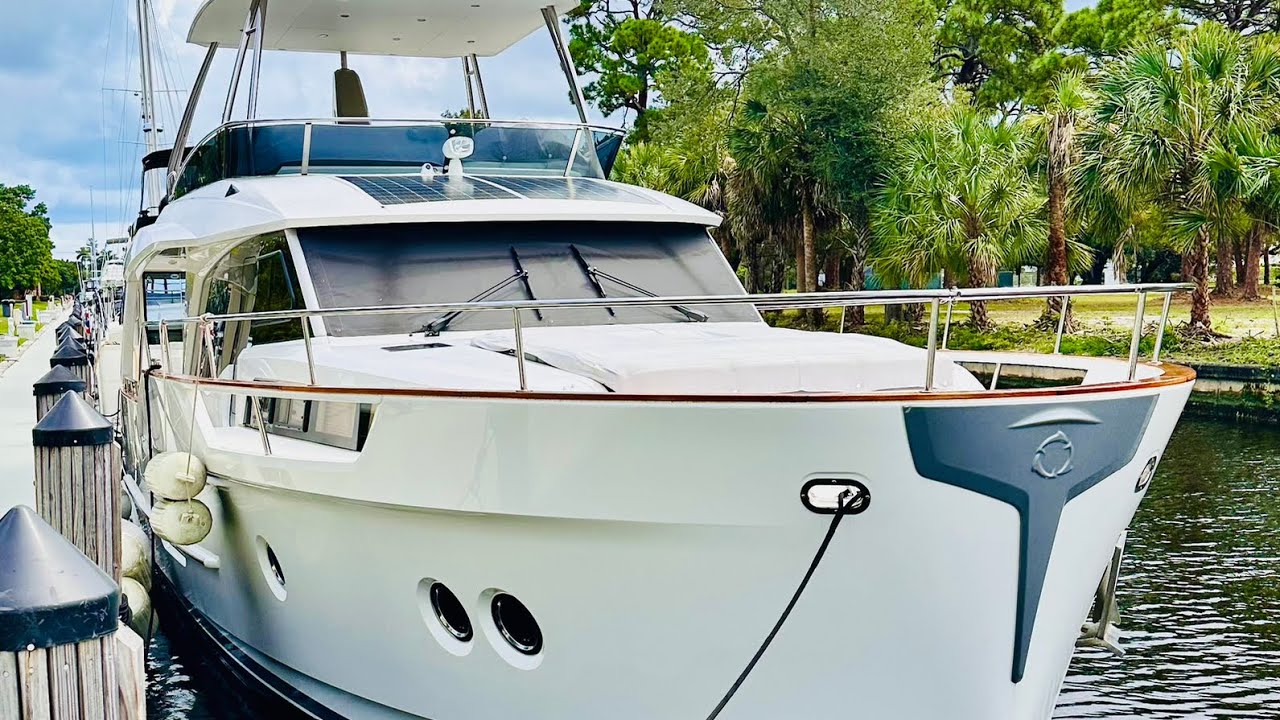 48 Greenline Yachts Fly 2022 Perfect for Great Loop - 1 World Yachts - YouTube