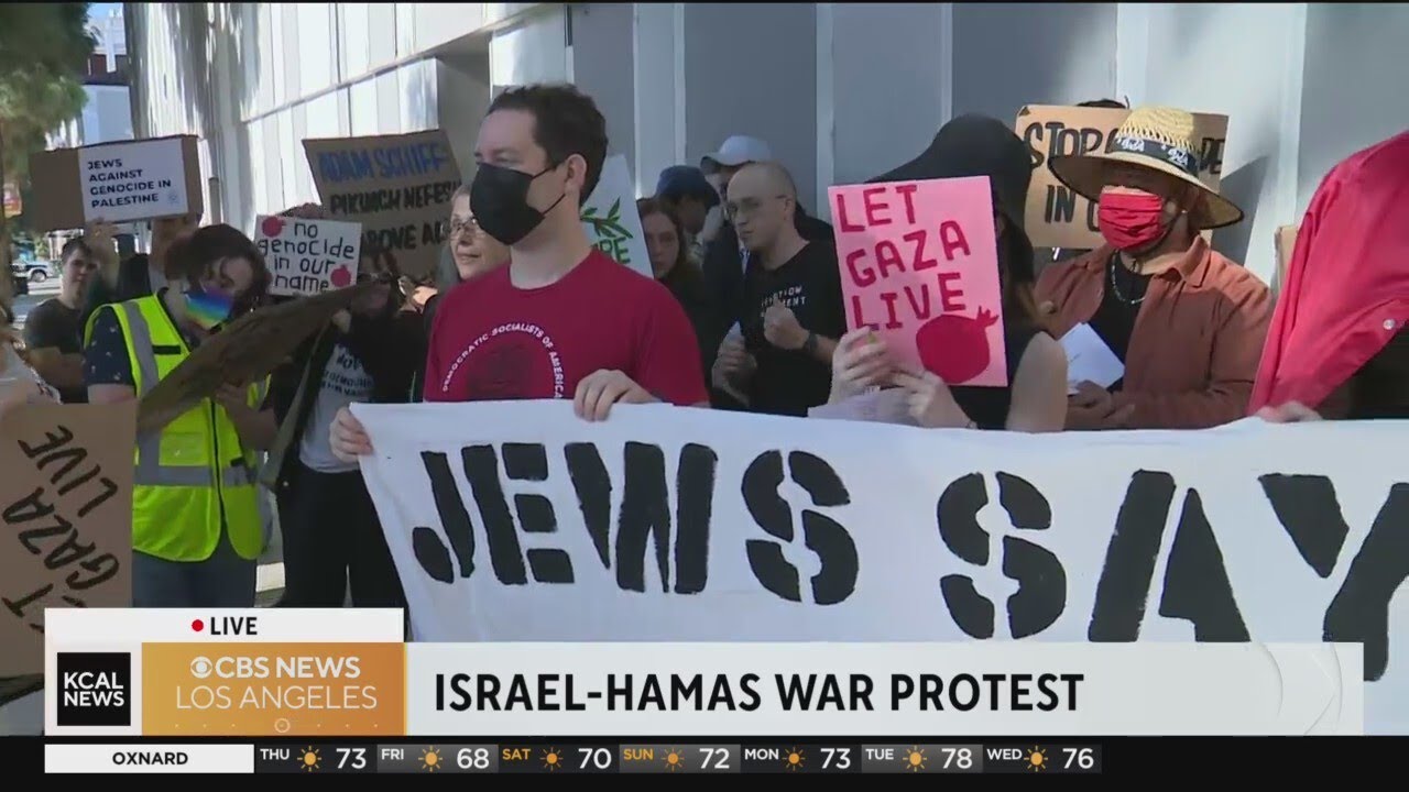 American Jews protest in Burbank, demanding a ceasefire in the war ...