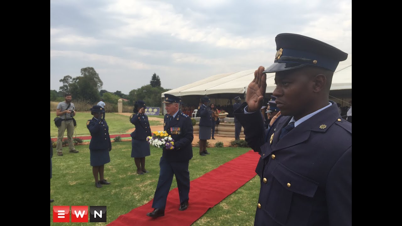 SAPS honour their fallen - YouTube