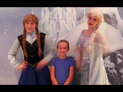 FROZEN PRINCESSES ANNA & ELSA ON DISNEY CRUISE - YouTube