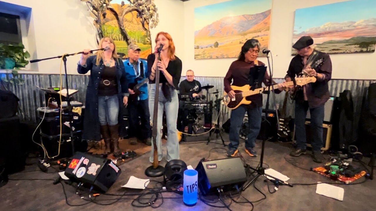 Redneck Woman - Juliette & The Panhandlers - YouTube